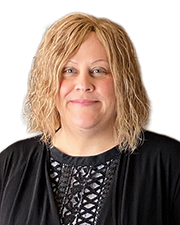 2021 Ones to Watch: Beth Dodd, Project Designer, Office Gallery ...