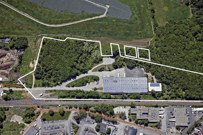 CBRE arranges $23.4 million land sale for 425-unit apartment ...