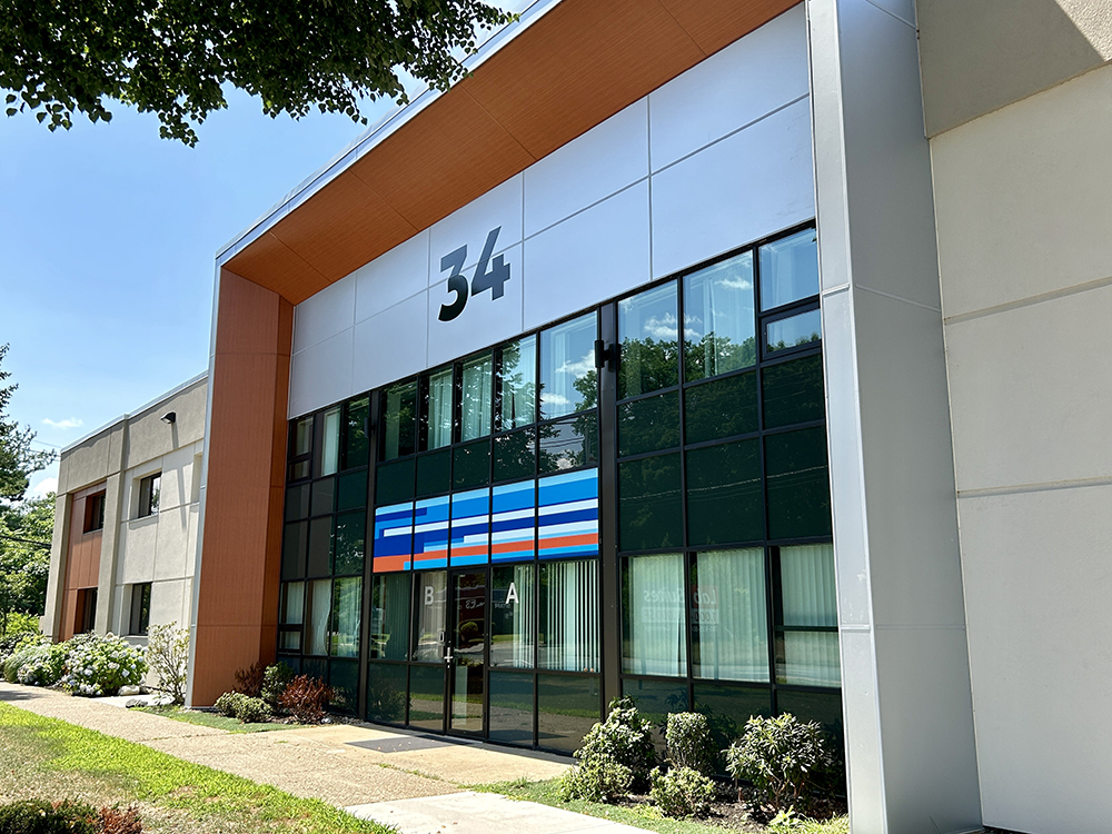 Active Surfaces leases 4,800 s/f at Cummings Properties 34 Commerce Way ...