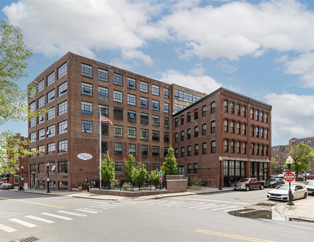 CBRE arranges sale of 59-unit Ellis Factory Lofts for Chinburg ...