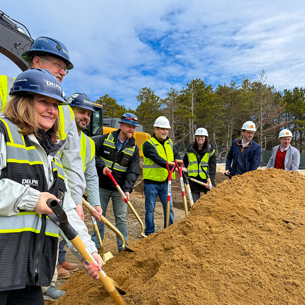 Delphi Construction breaks ground on Cloverleaf affordable housing ...